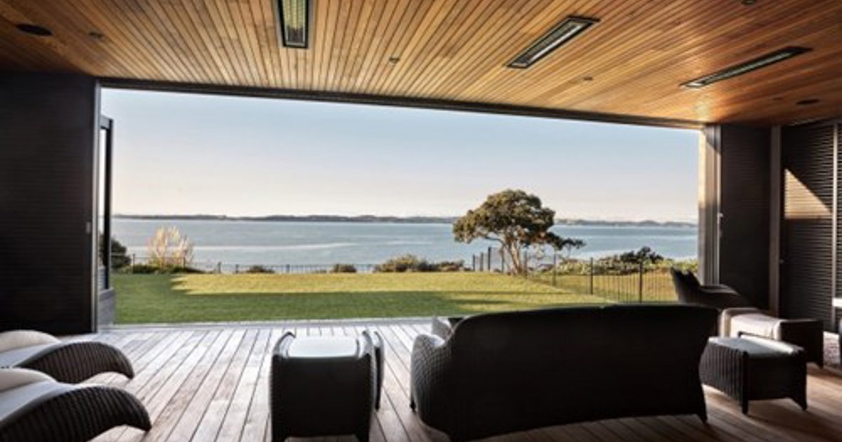 Home of the Week: Beachlands (1350 sqm Clifftop Section)
